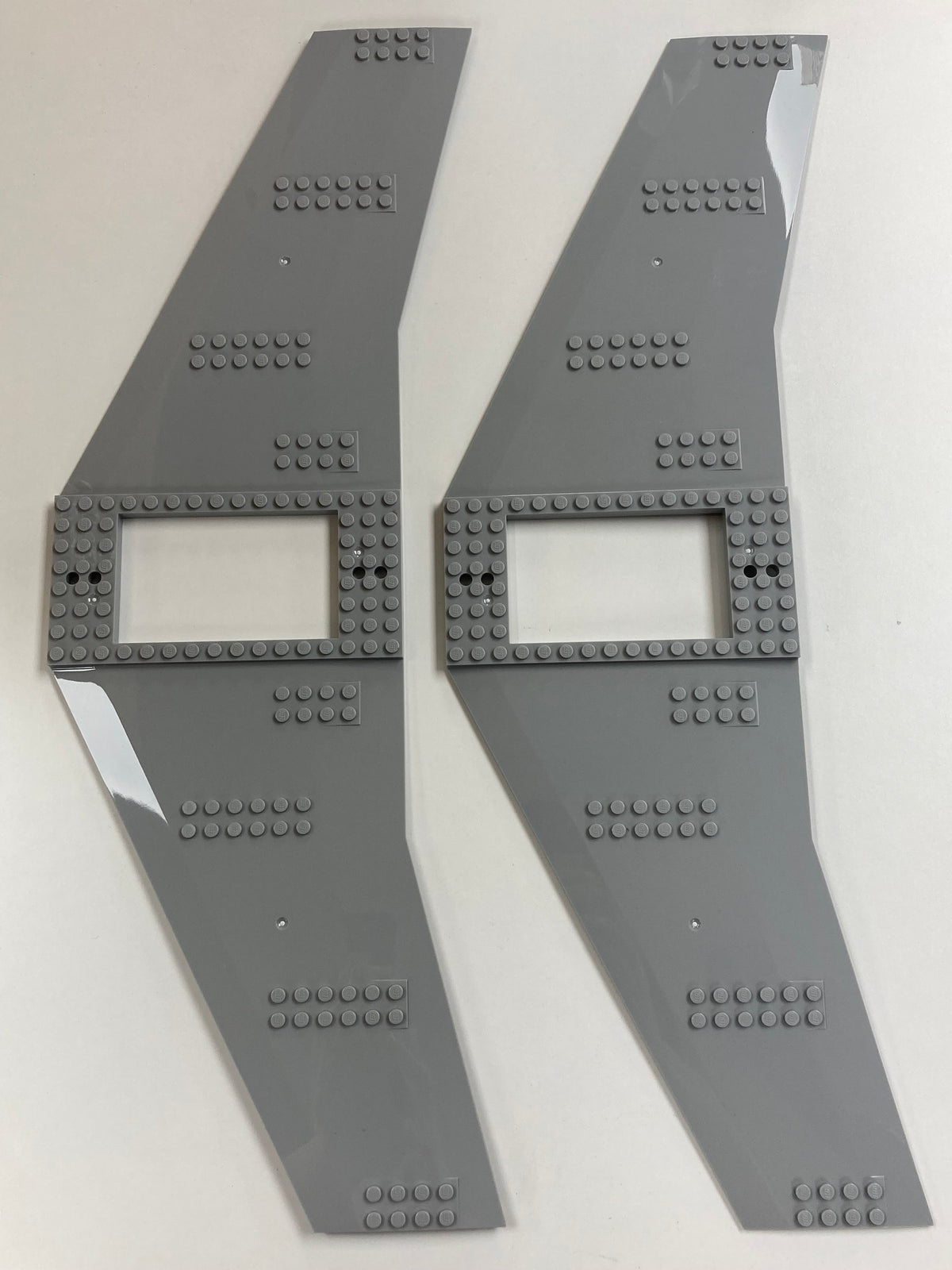 2 x Light Bluish Grey LEGO® Plane Wings — Brick Bin