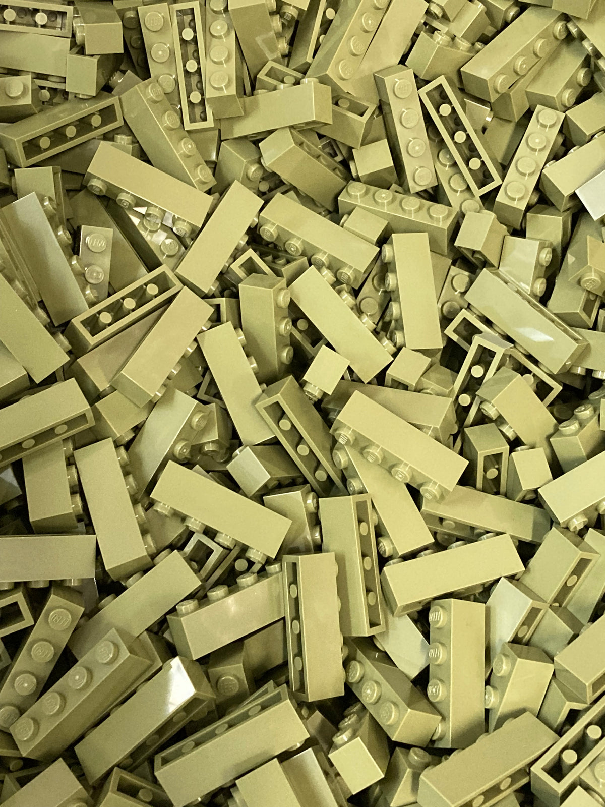 100 x Olive Green LEGO® 1x4 Bricks — Brick Bin